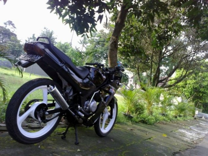 Flashback Suzuki RGR 150 R, salah satu legenda motor kencang di masanya ...